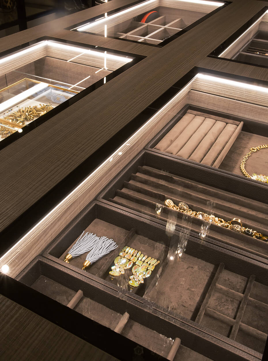 Design Your Dressing Room with Bespoke Décor by Schmalenbach